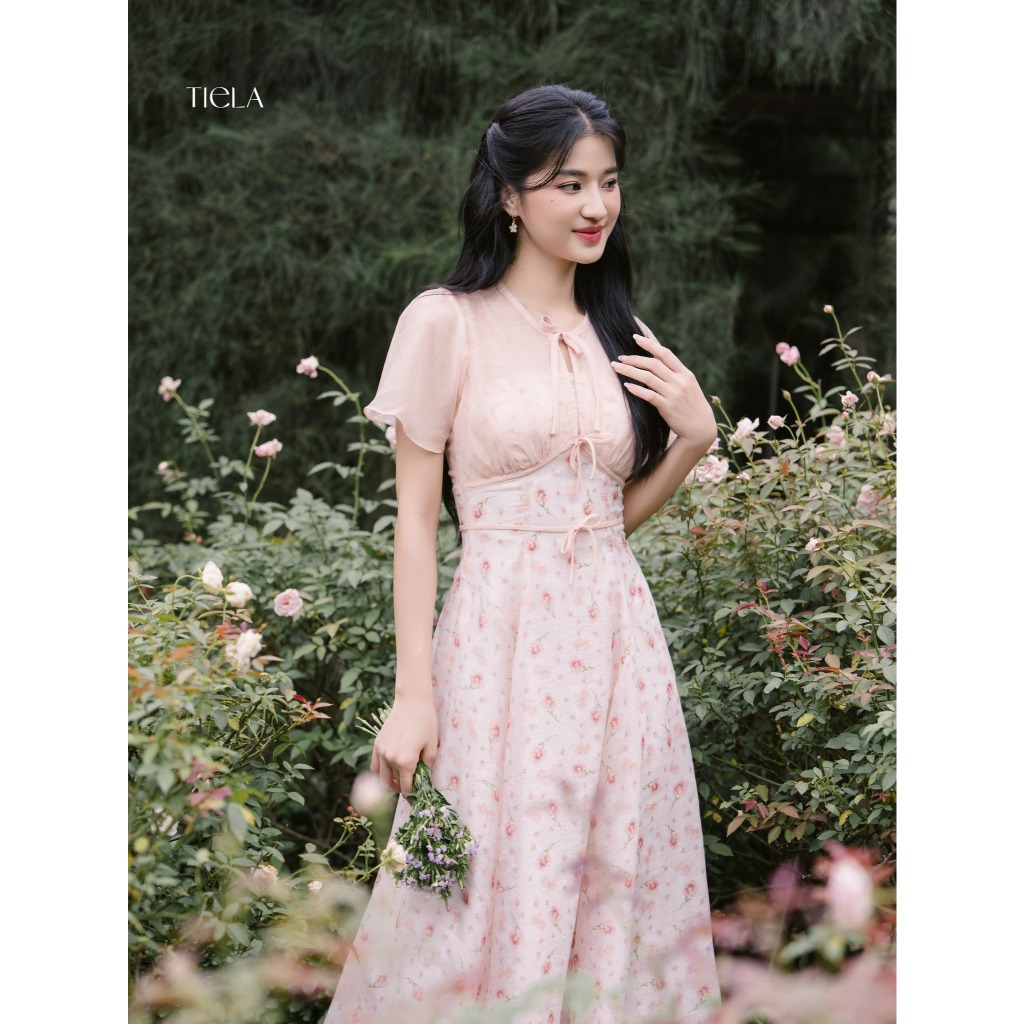 เดรสผูกโบว์ลายดอกไม้ Tiela - Elly Dress | Shopee Thailand