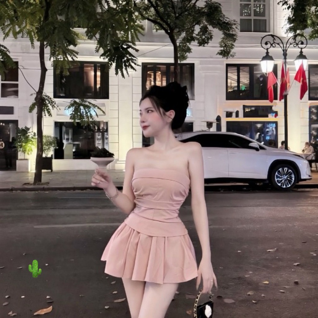 Kate quality เสื้อเกาะอกและกระโปรงสั้นบาน Set ในราคาย่อมเยาว์ | Shopee ...