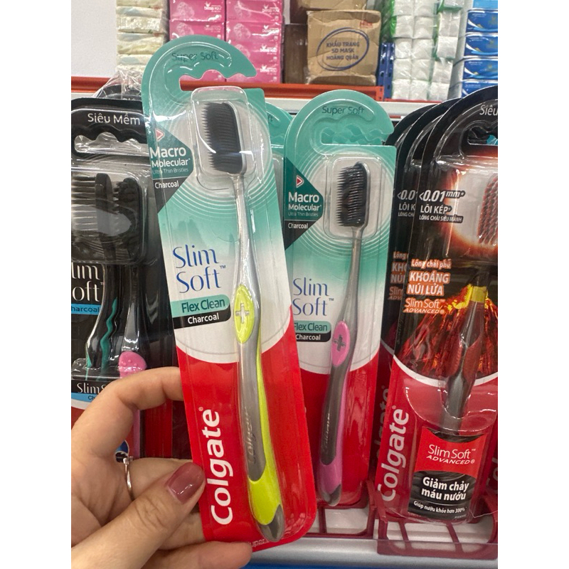 แปรงสีฟันถ่านแข็ง Colgate VIP | Shopee Thailand