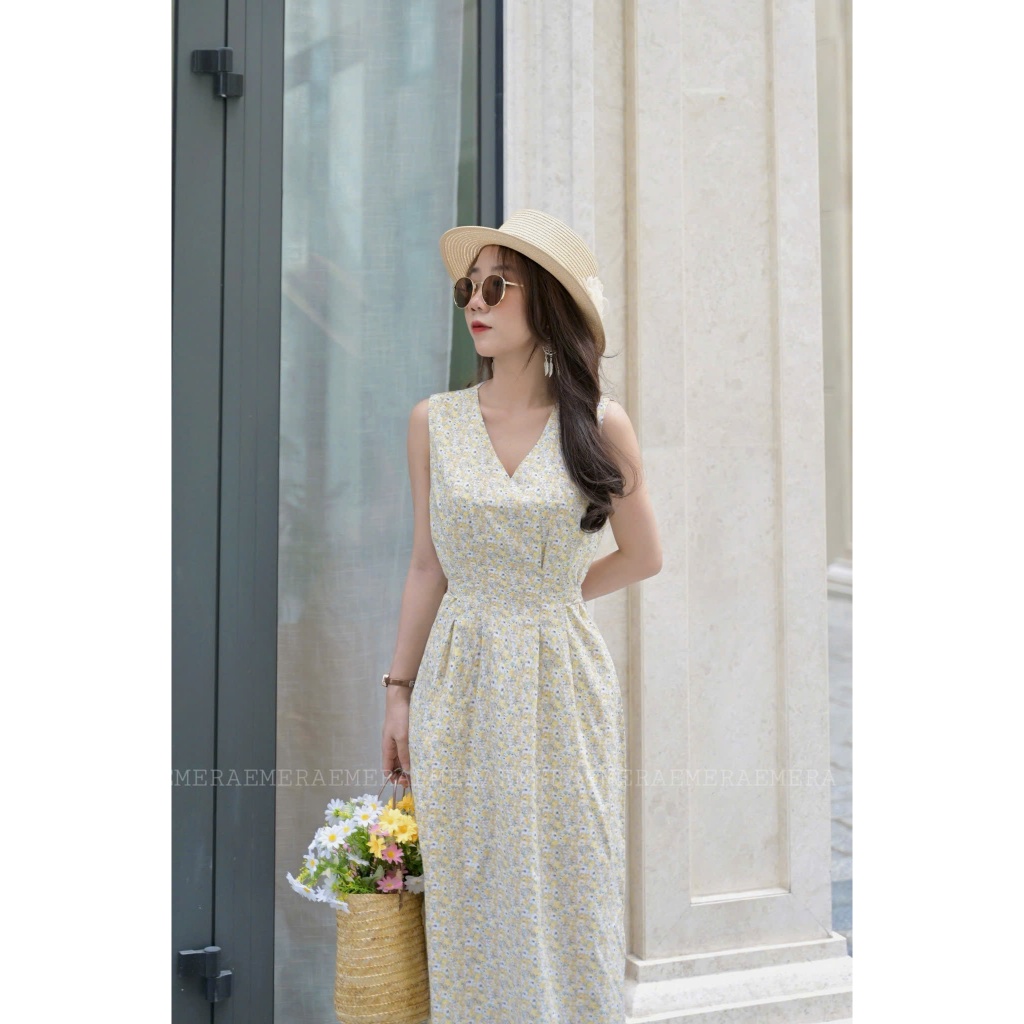 Nomi Dress เด็กสีเหลือง - เดรสผ้าไหมดอกไม้สองชั้น ดีไซน์คอผ่าให้แบนหุ่น ...