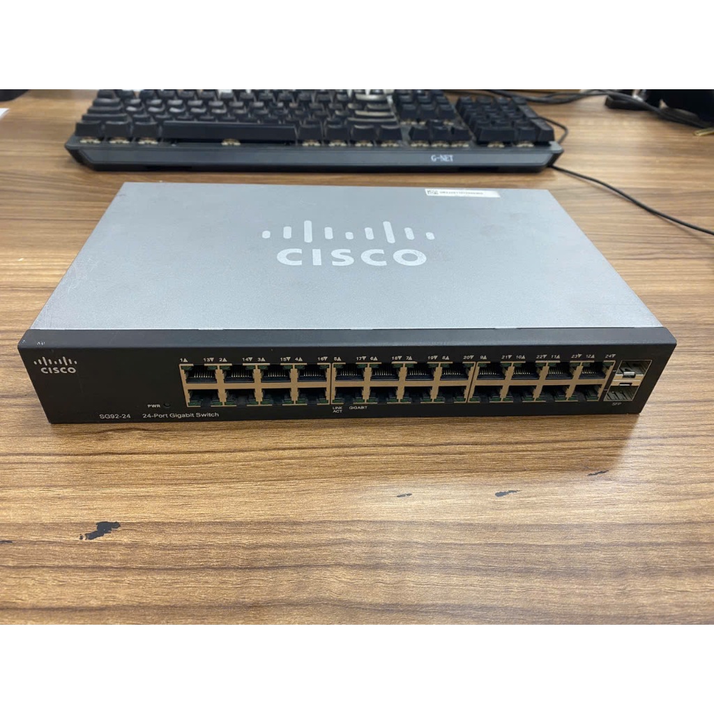 เครือข่ายกิกะบิต Cisco 24port รุ่น Switch/SG92-24 เป็นสายการติดตั้งที่ ...