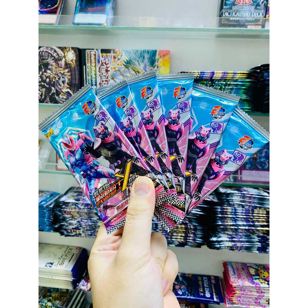 [ hcm Express ][ Vu Tri Ba ] [ซื้อ 5 แถม 1] ชุดภาพถ่ายการ์ดเด่นของแท้ KAYOU Kamen Rider 2025 ...