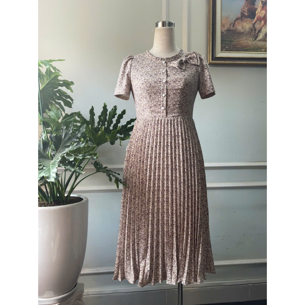 ฟิโนอา ชุดเดรสดีไซน์ลายดอกไม้สําหรับผู้หญิง เดรสลายดอกทรงบาน คอระบาย ...