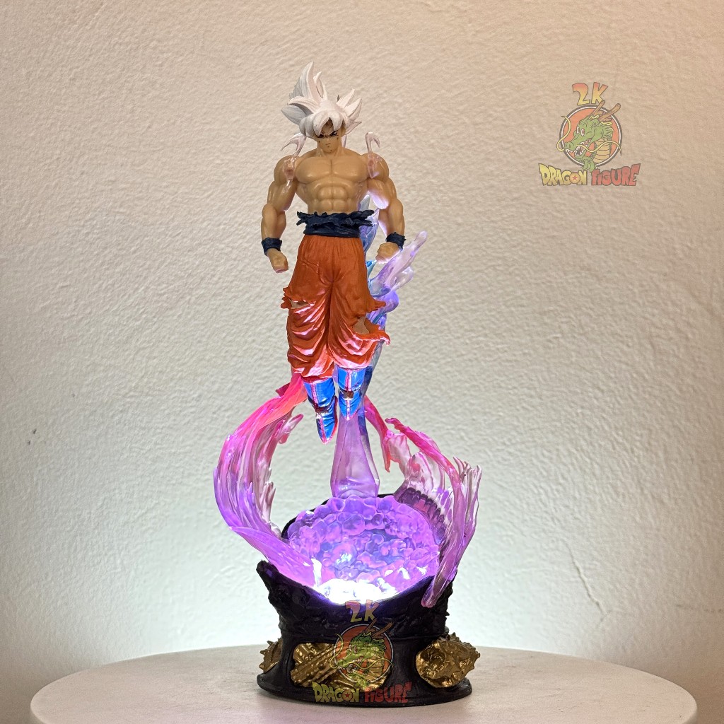Goku Ultra Instinct รุ่น 25cm High Effect Base - Dragon Ball - โมเดล ...