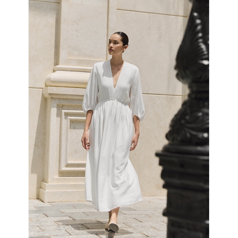 Poem MAXI DRESS- ชุดเดรสแขนพัฟคอวีลึกสําหรับผู้หญิง | Shopee Thailand