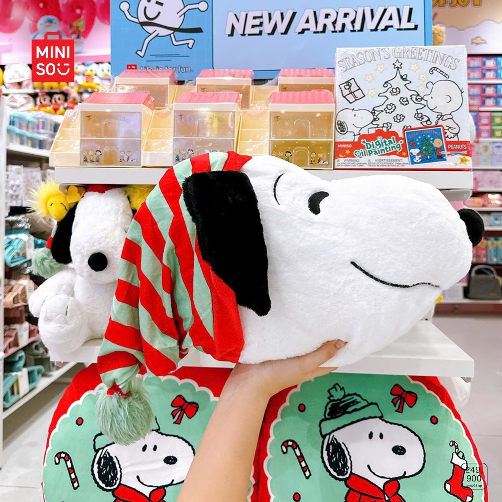 หมอนหัว Snoopy และ MINISO หมอนคริสต์มาส Snoopy 16 นิ้ว | Shopee Thailand