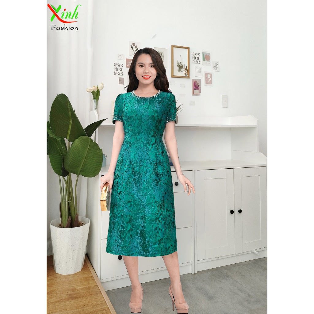 ชุดเดรสสีเขียว Royal Brocade Moss ระดับพรีเมียมพร้อมหิน DL821 | Shopee ...