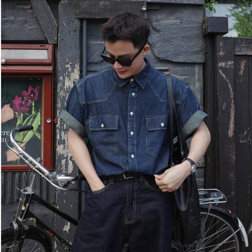 ZUBEE เสื้อเชิ้ตยีนส์ เสื้อเชิ้ตยีนส์หลวมพื้นฐาน Unisex 2 กระเป๋าหน้าอก ...