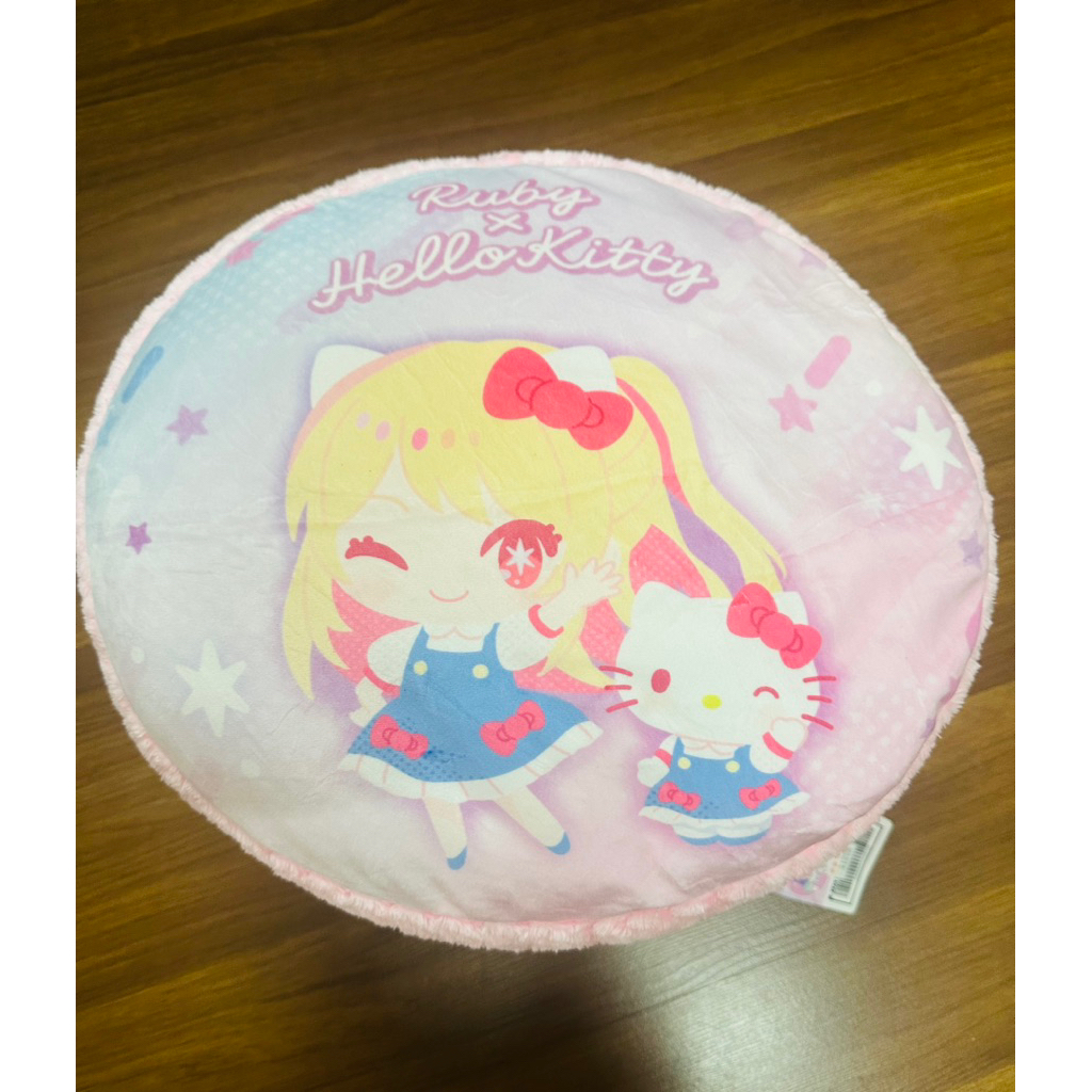 หมอนทรงกลมนุ่ม Ruby x Heloo Kitty | Shopee Thailand